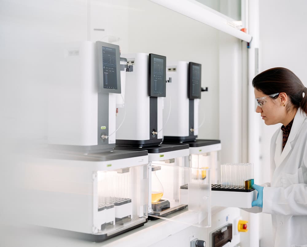 Pure Essential Flash Chromatography System | Buchi.com